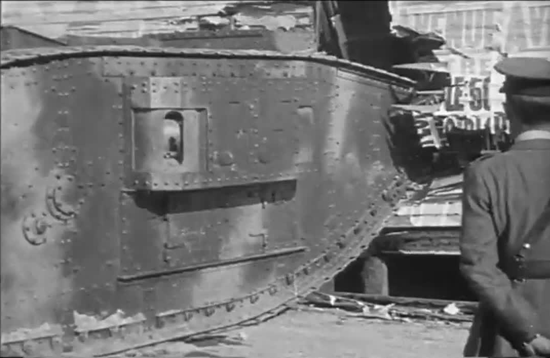 Tank vs Building (1917) – The Armourers Bench