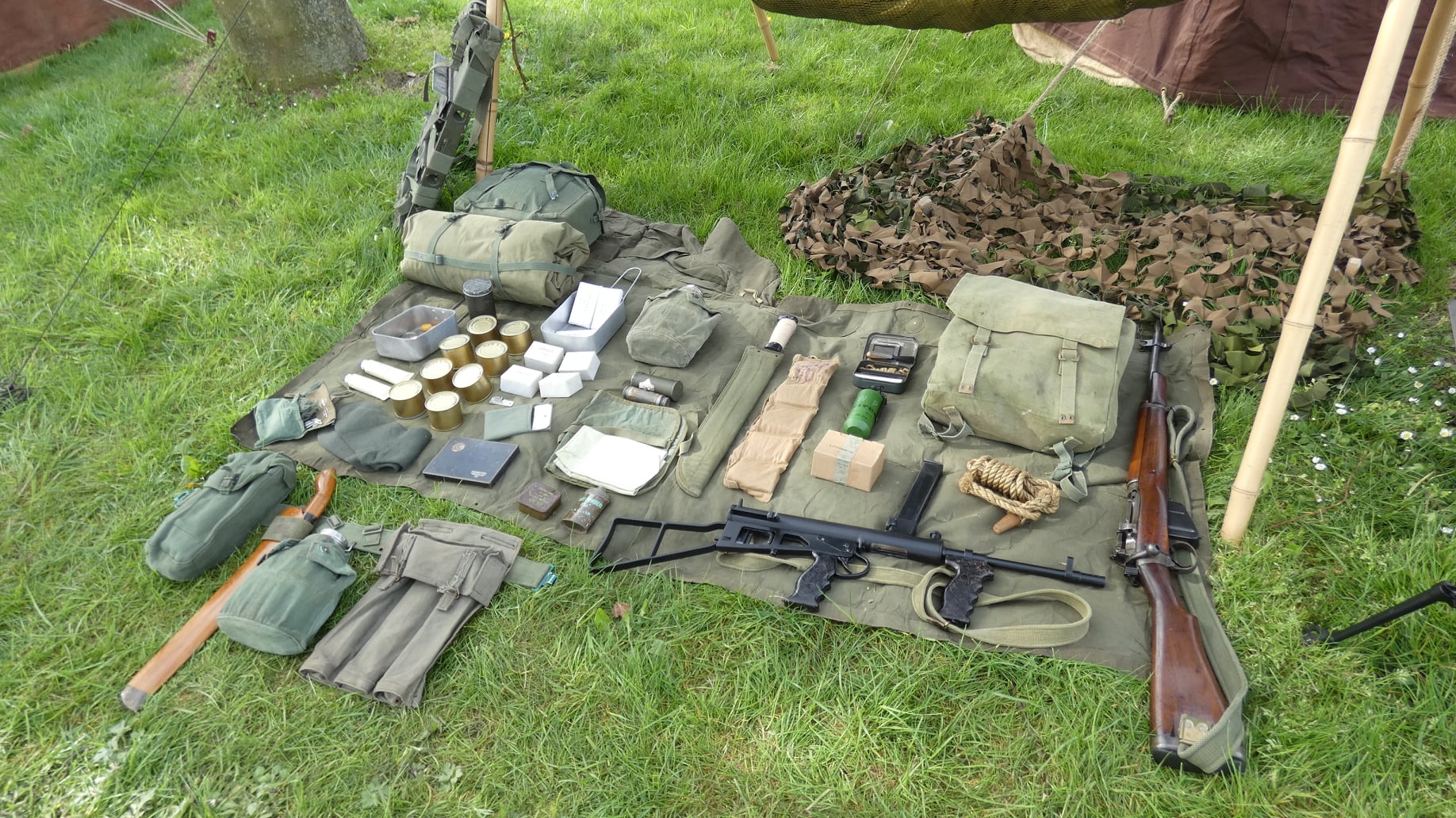 MECo.’s Malayan Emergency Display at Soviet Threat – The Armourers Bench