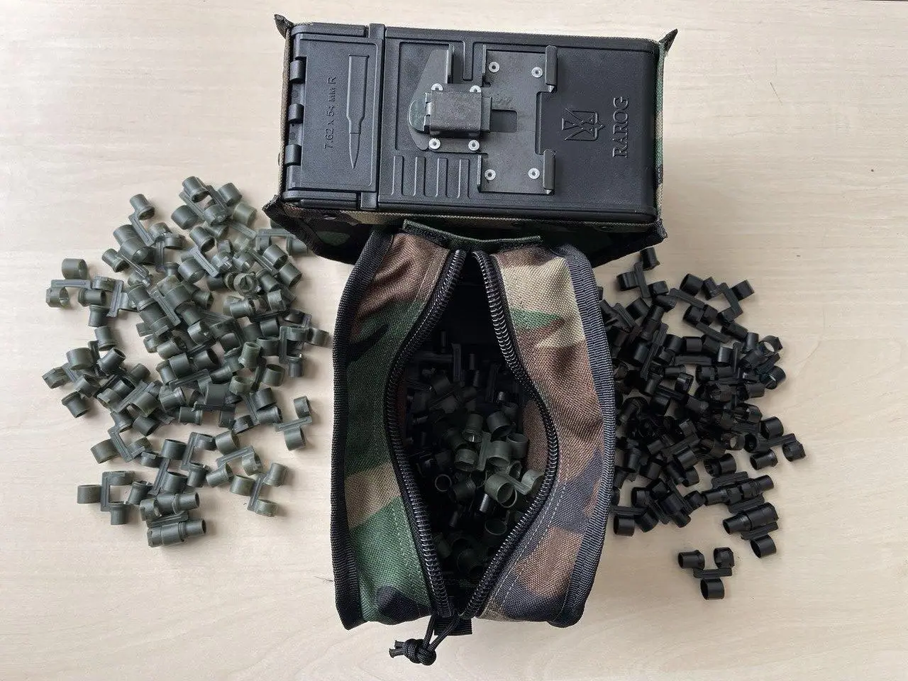 Ukraine’s Polymer Machine Gun Belts – The Armourers Bench