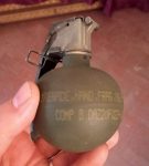 US & Canadian M67 Grenades In Ukraine – The Armourers Bench