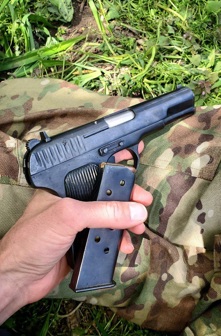 Vintage Weapons In a Modern War: The TT-33 Pistol In Ukraine – The ...