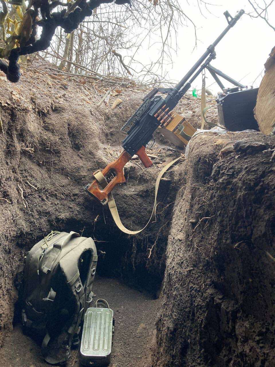 Making Belt Boxes For Ukraine’s Machine Guns – The Armourers Bench