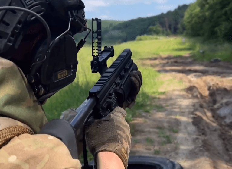 Ukraine’s Newest Grenade Launcher – UKROP UGL-40 – The Armourers Bench