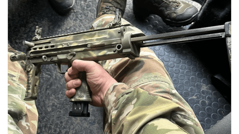 Ukraine’s FORT 230 Submachine Gun – The Armourers Bench