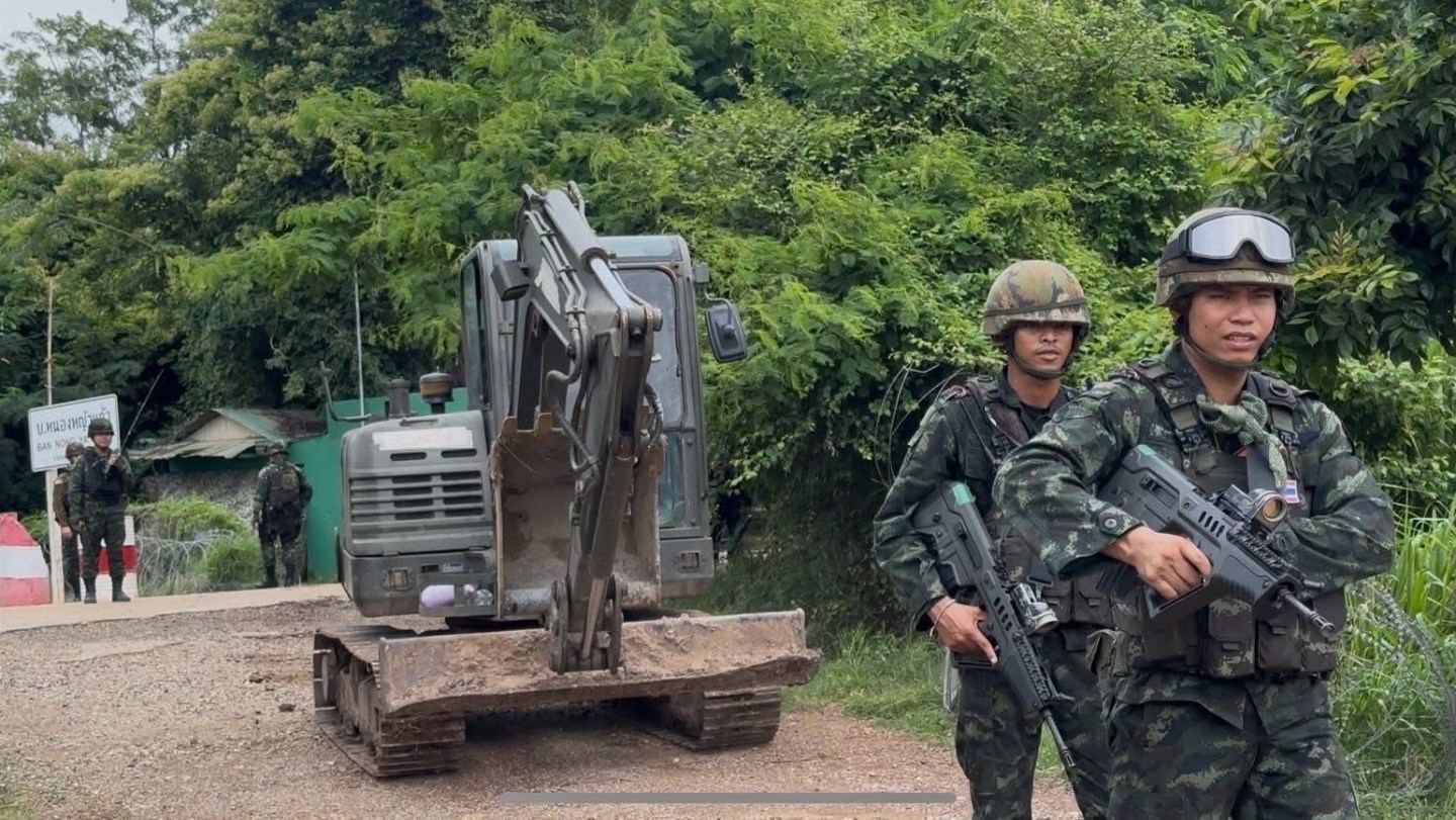 Thai Army Weapons – The Armourers Bench