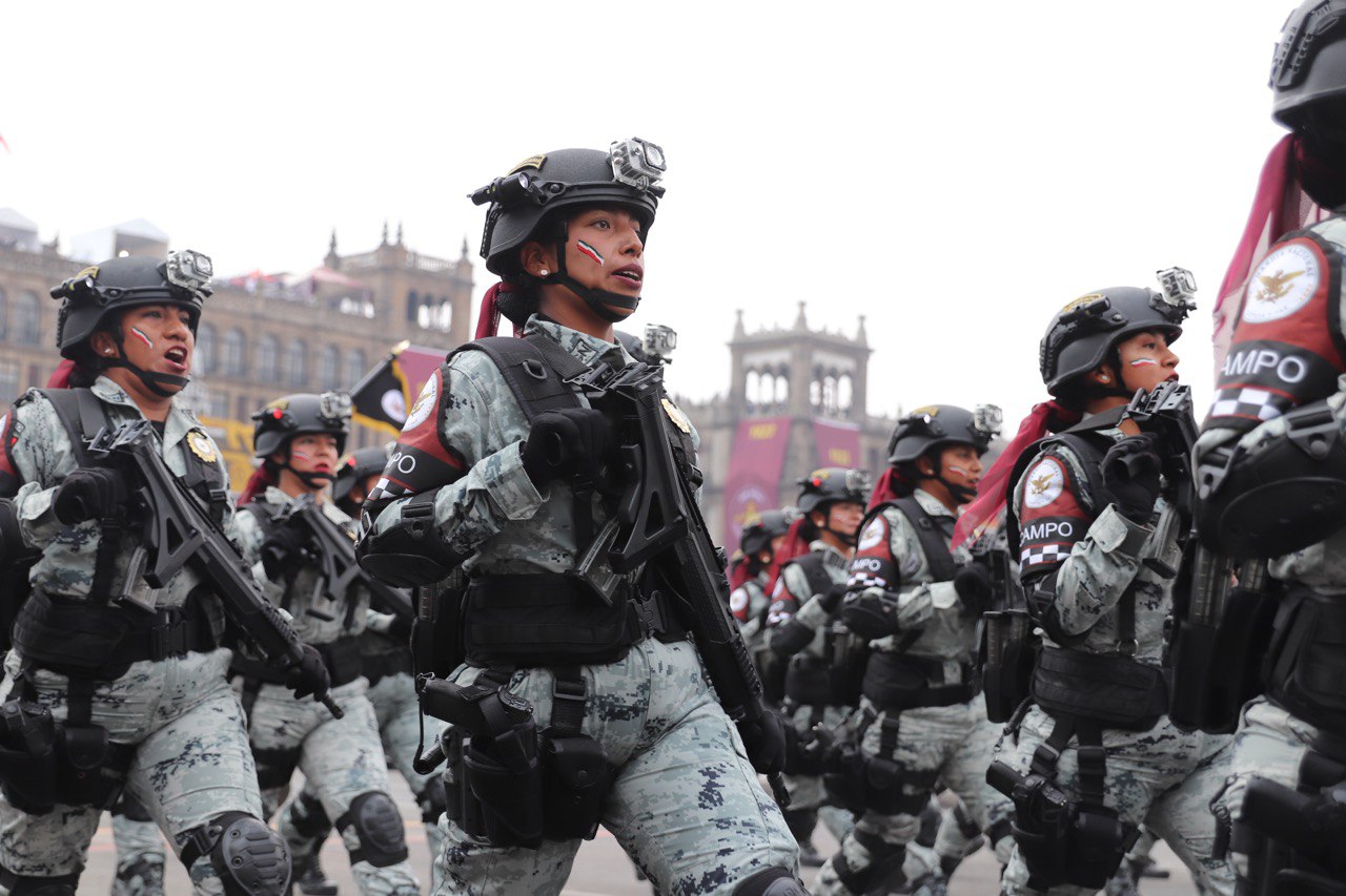 Switzerland Chooses the SIG Sauer P320 – Here’s Every Military Using It ...